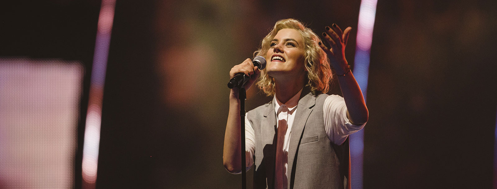 Oceans Hillsong Singer Taya Smith